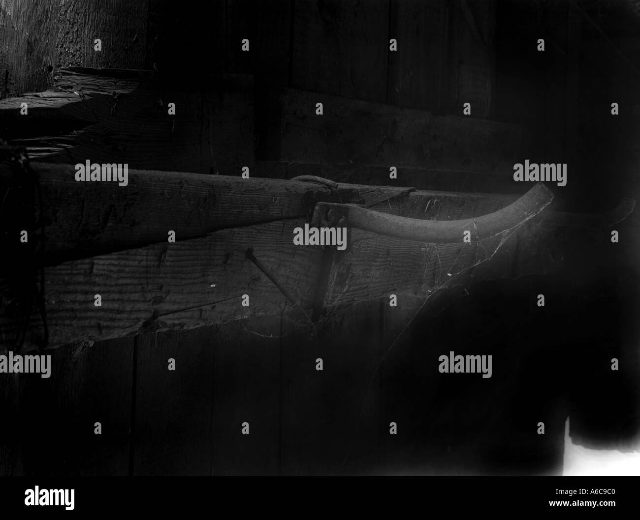 Old barm hi-res stock photography and images - Alamy