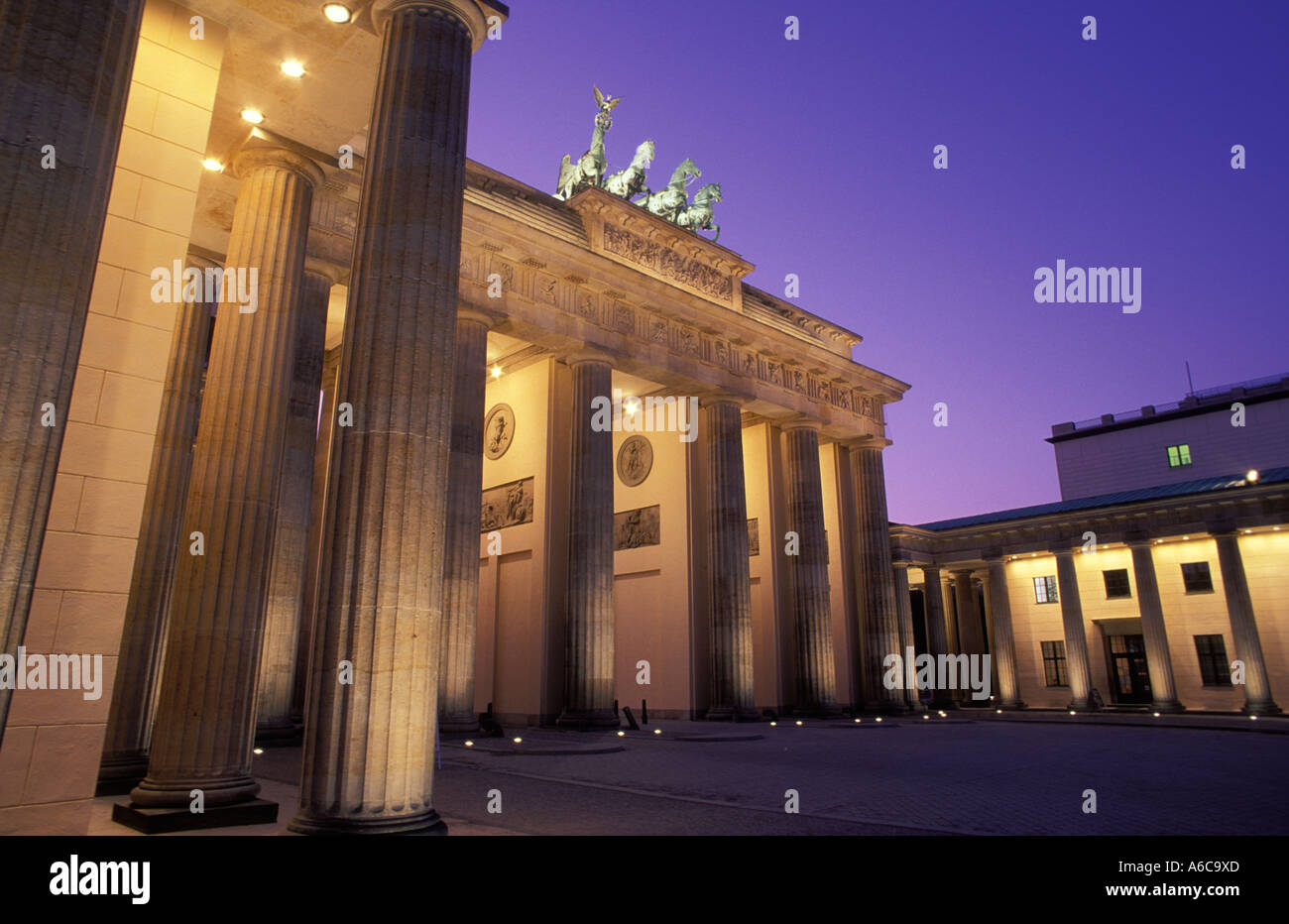 Brandenburger Tor. Brandenburg Gate Stock Photo - Alamy