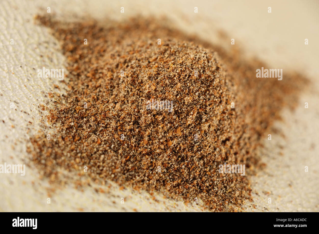 Ground cardamom hi-res stock photography and images - Alamy