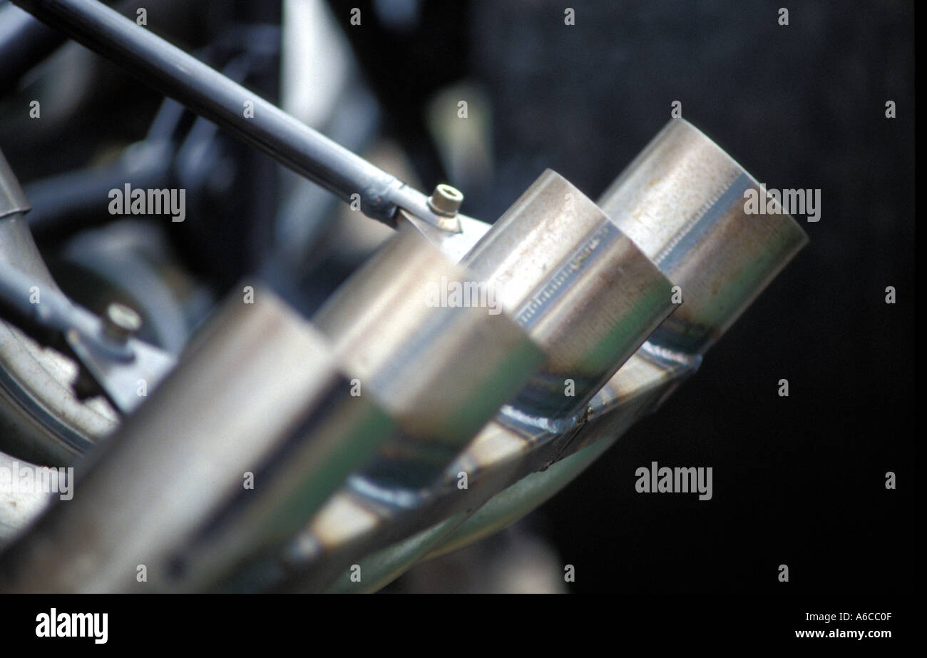 headers exhaust v8 engine motor internal combustion Stock Photo - Alamy