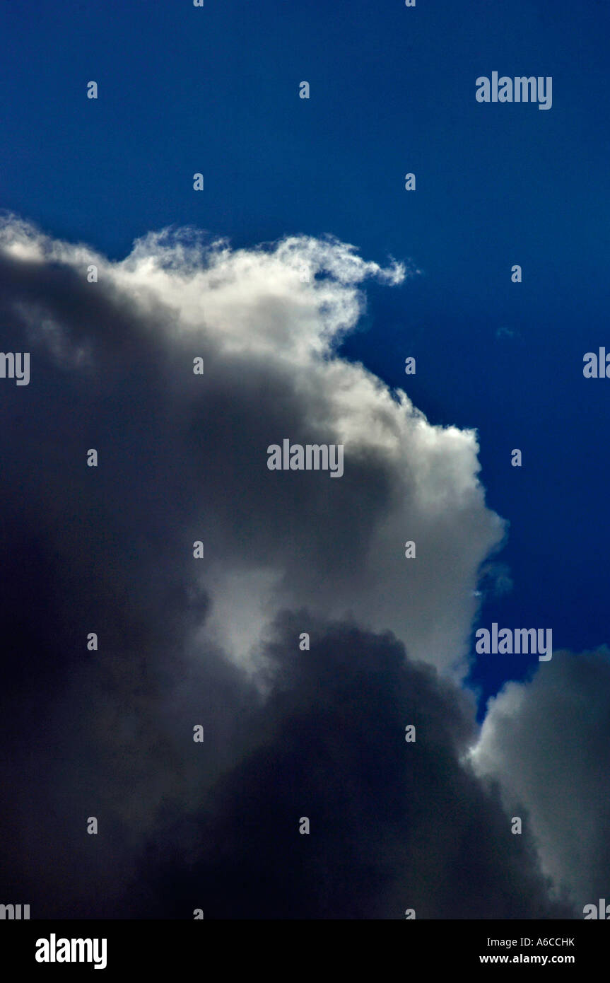 Dramatic Cloud Formations Stock Photo - Alamy