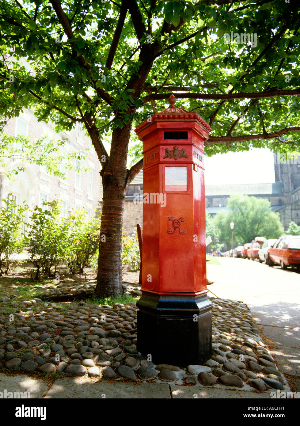 Replica victorian pillar box hi-res stock photography and images - Alamy