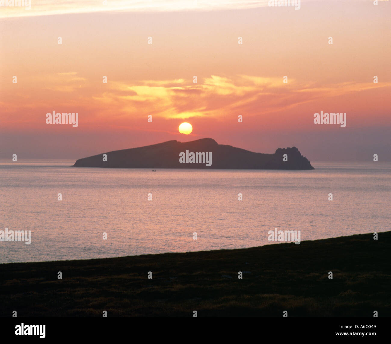 Offshore currents hi-res stock photography and images - Alamy