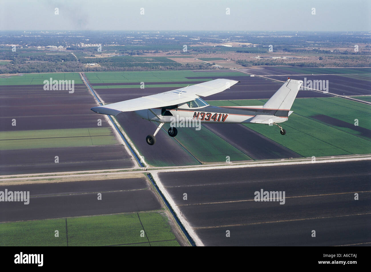 Aerial view of an aircraft in flight Stock Photo - Alamy