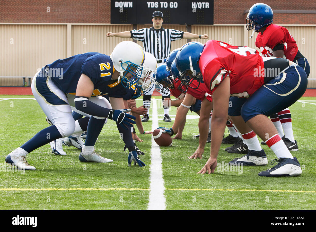 Number 18 referee a hi-res stock photography and images - Alamy