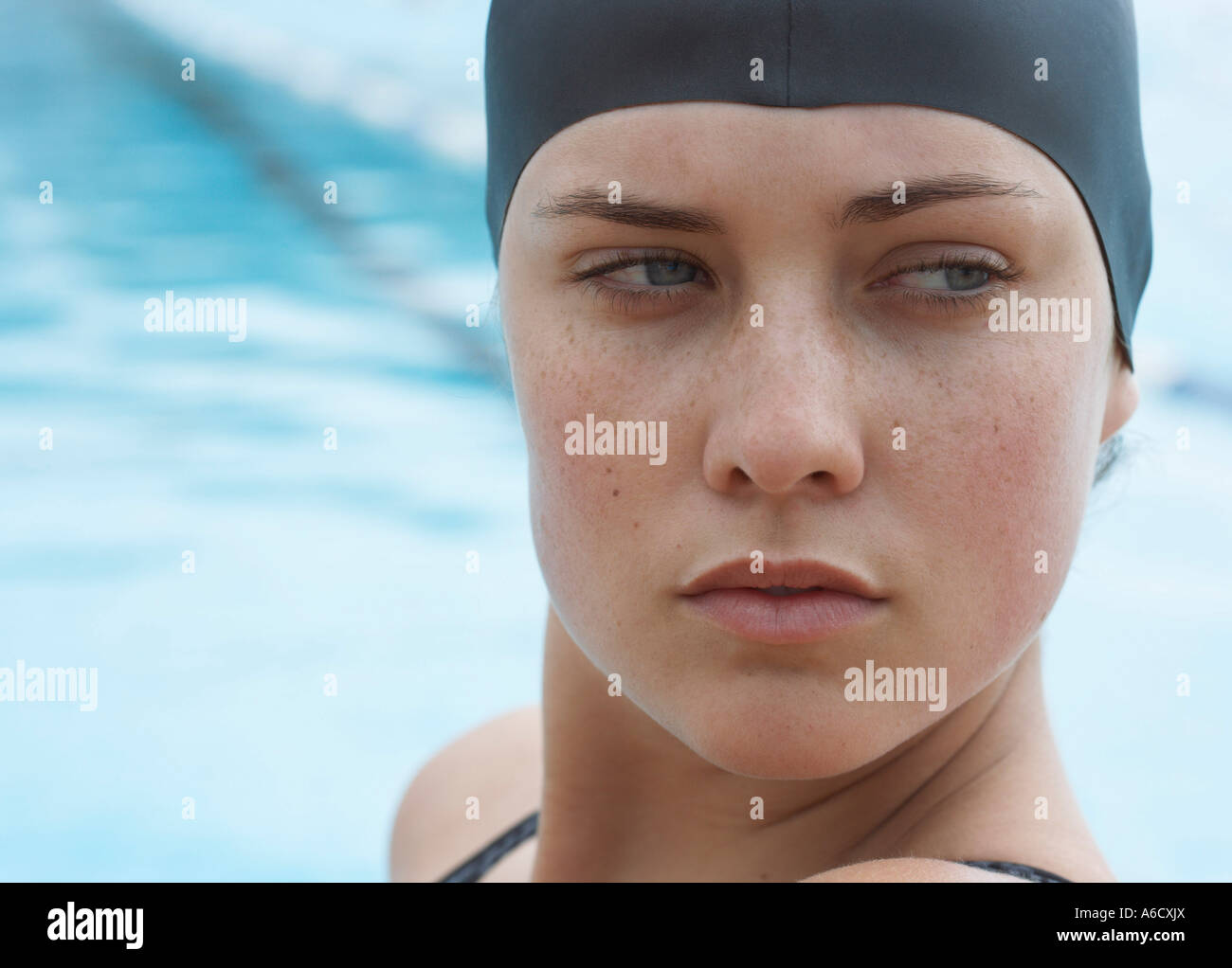 Swimmer side profile hi-res stock photography and images - Alamy