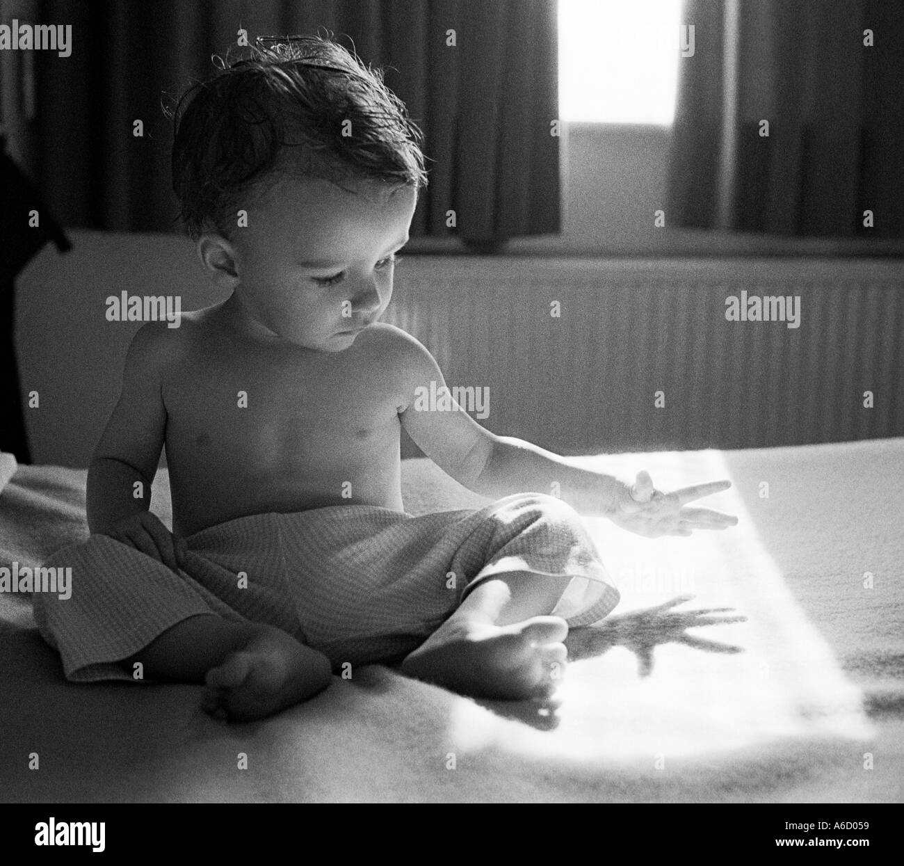 Child Playing Shadows Stock Photo - Alamy