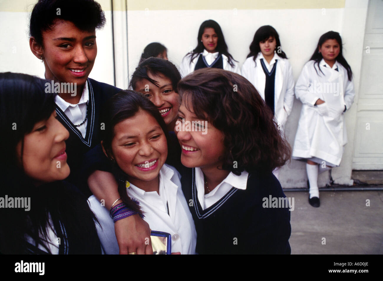 FRIENDSHIP CATHOLIC SCHOOLGIRLS playing outside school QUITO ECUADOR ...