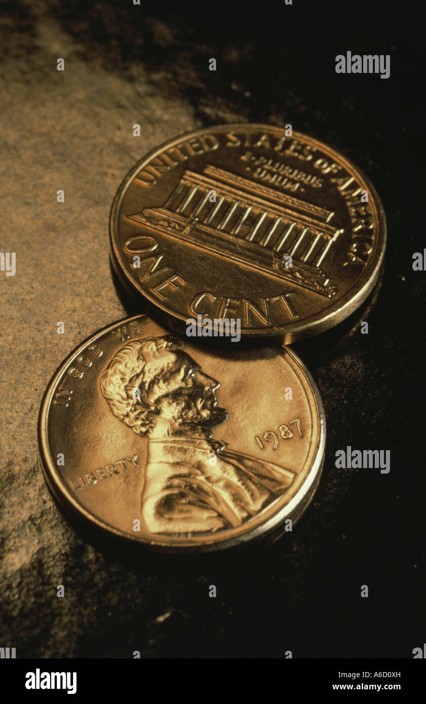 Two pennies hi-res stock photography and images - Alamy