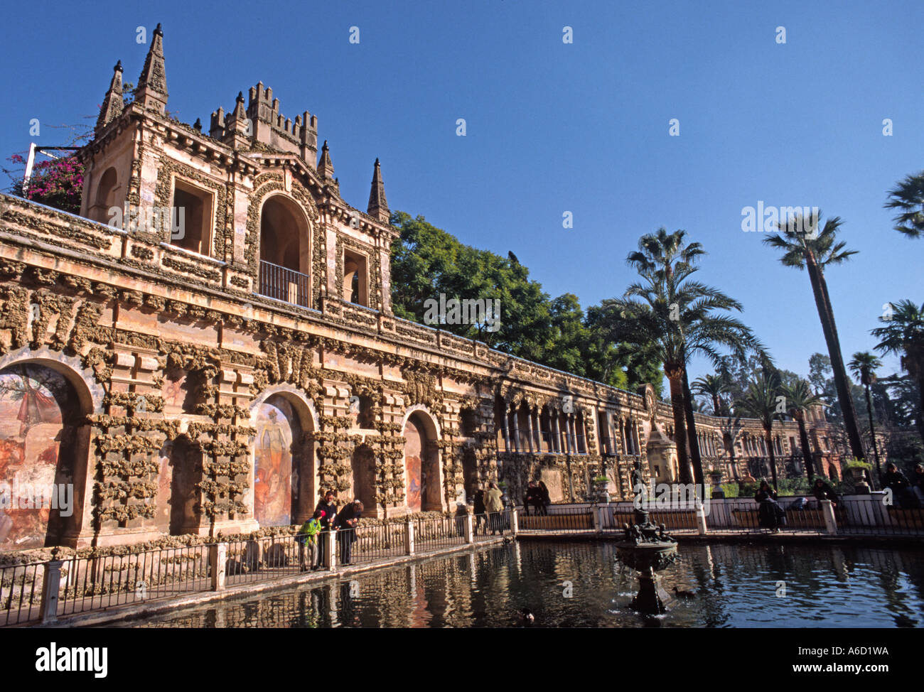 The pool of mercury hi-res stock photography and images - Alamy
