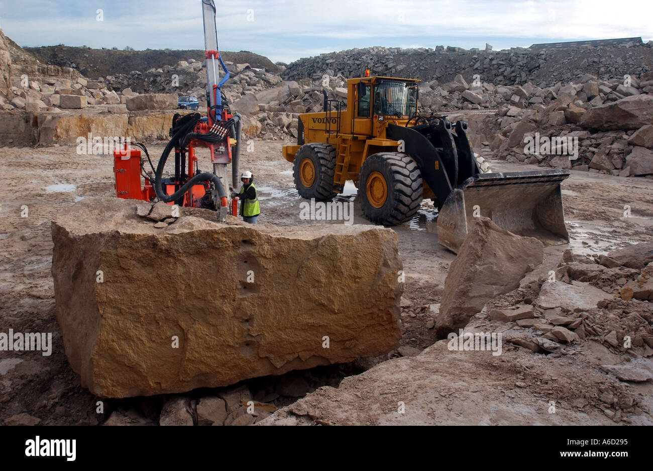 48 ton hi-res stock photography and images - Alamy