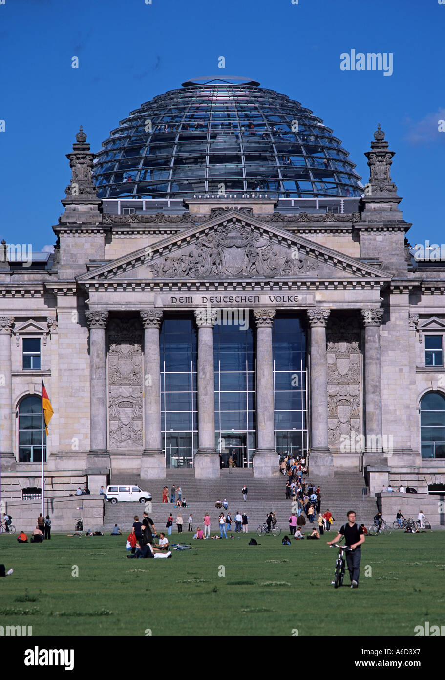 Europa Europe Germany Deutschland Berlin Mitte Reichstag Platz der ...