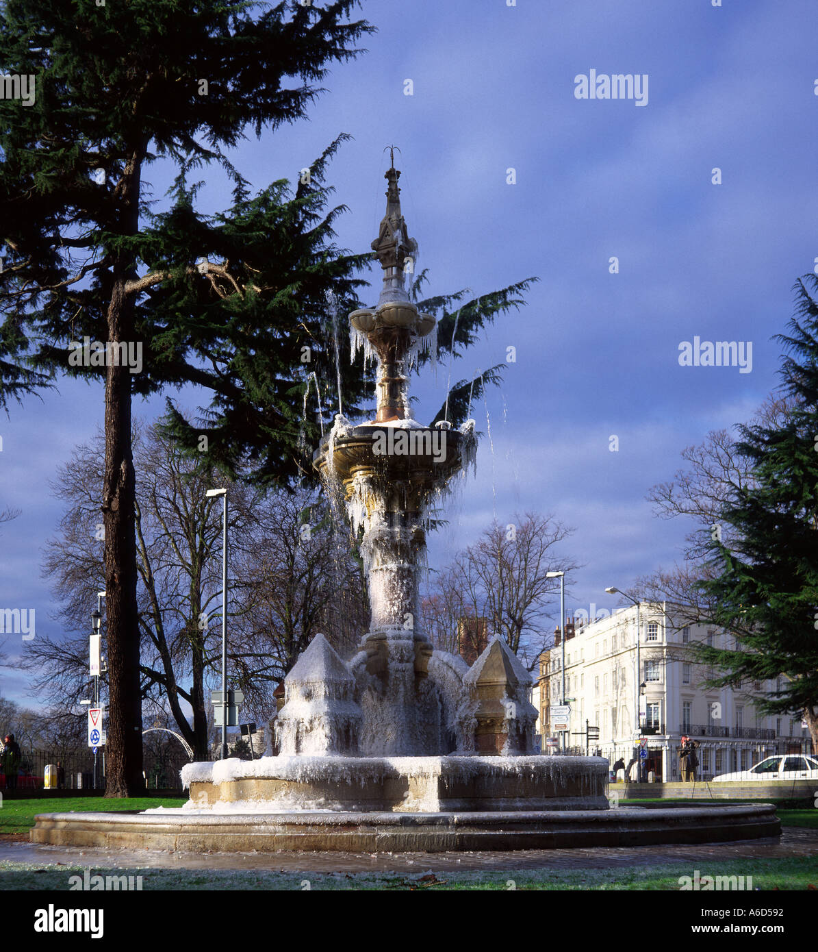 Hitchman memorial fountain hi-res stock photography and images - Alamy