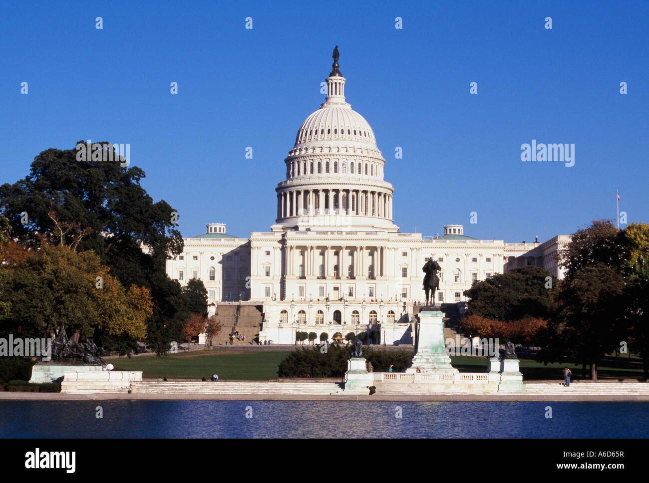 Facade of a government building, Capitol Building, Washington DC, USA ...
