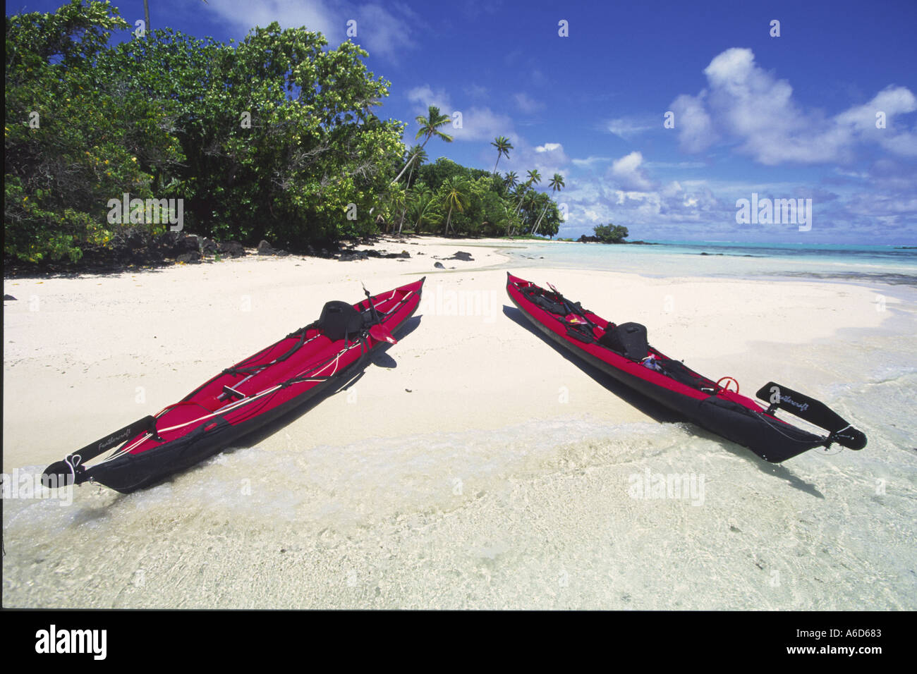 Kayak Aitutaki Cook Islands Stock Photo - Alamy