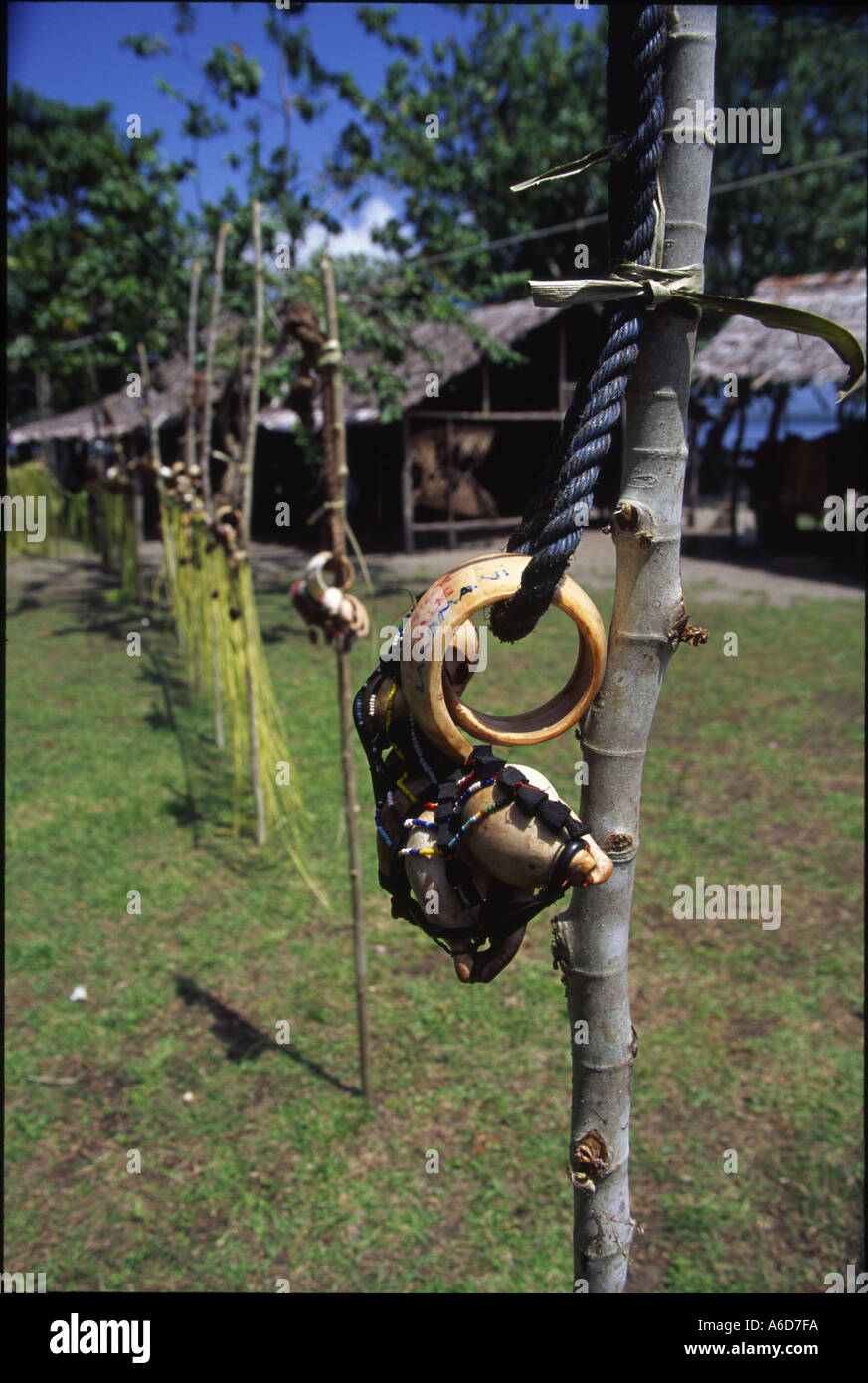 Kula trobriand hi-res stock photography and images - Alamy