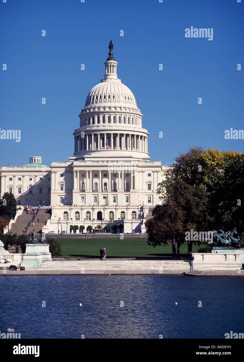 Facade of a government building, Capitol Building, Washington DC, USA ...
