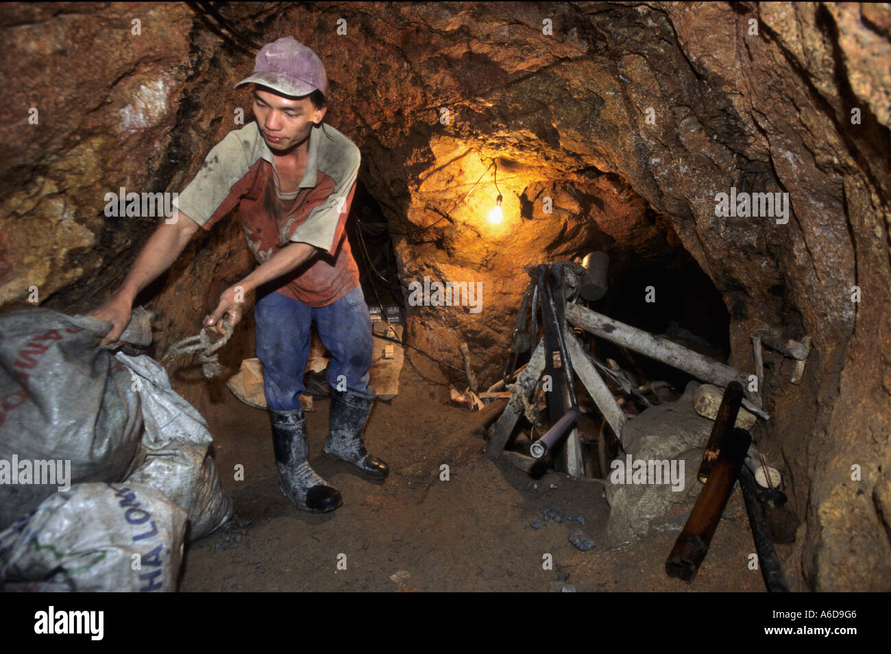 Tin mining operations, Thai Nguyen Province, Vietnam Stock Photo - Alamy
