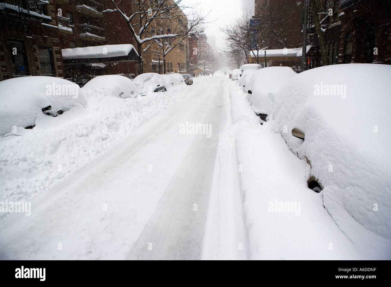SNOW IN NEW YORK CITY Stock Photo - Alamy