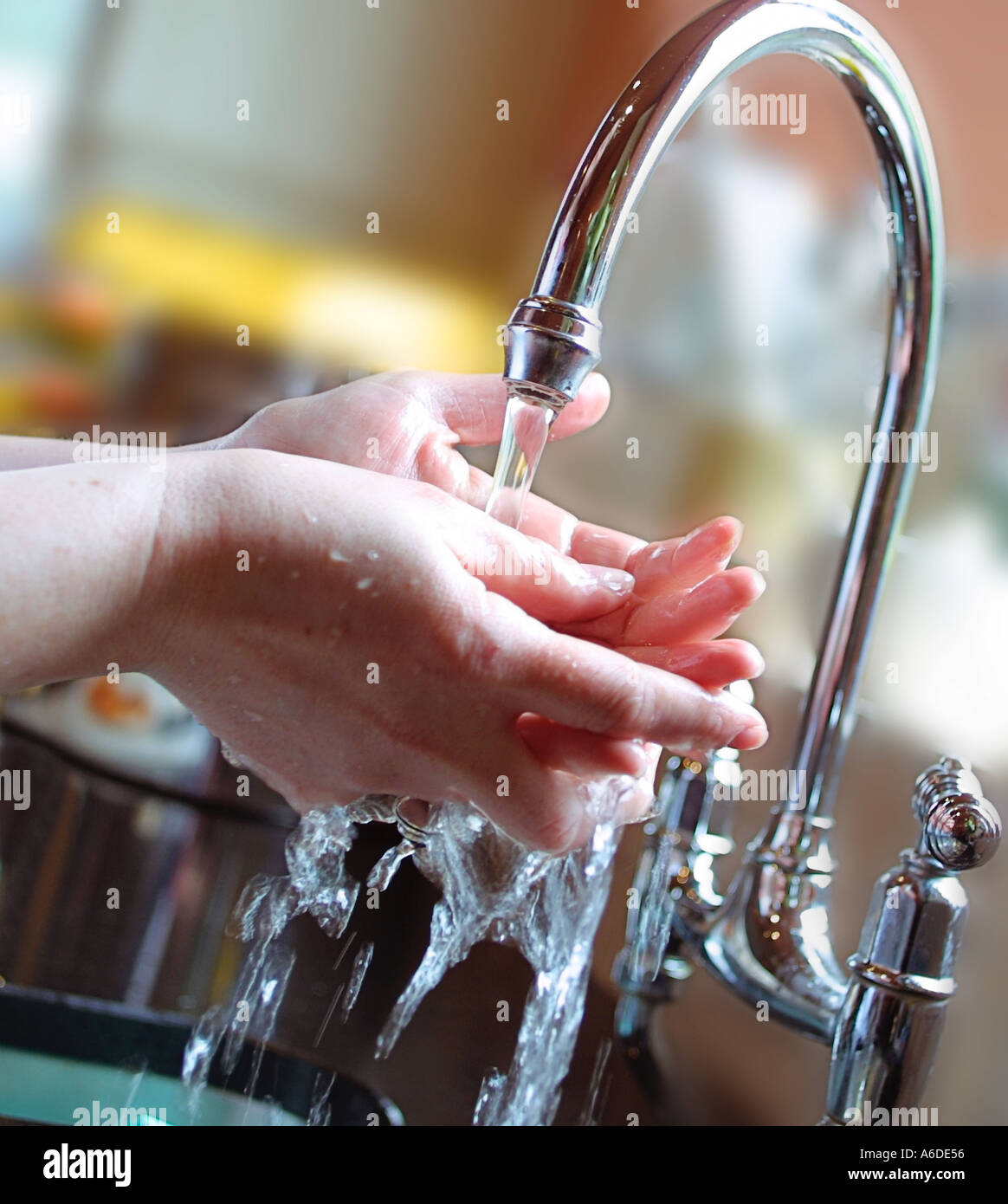 Handwashing taps cleaning clean hi-res stock photography and images - Alamy