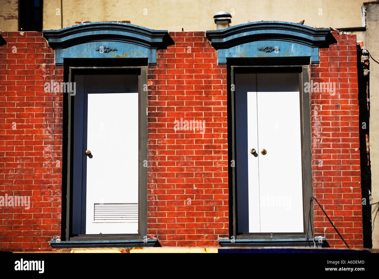 BUILDING, CITY, EXTERIOR, FAÇADE, IN A ROW, SKYSCRAPER, WINDOWS, WINDOW ...