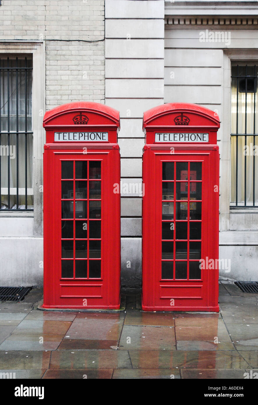 Gilbert scott telephone box history hi-res stock photography and images ...