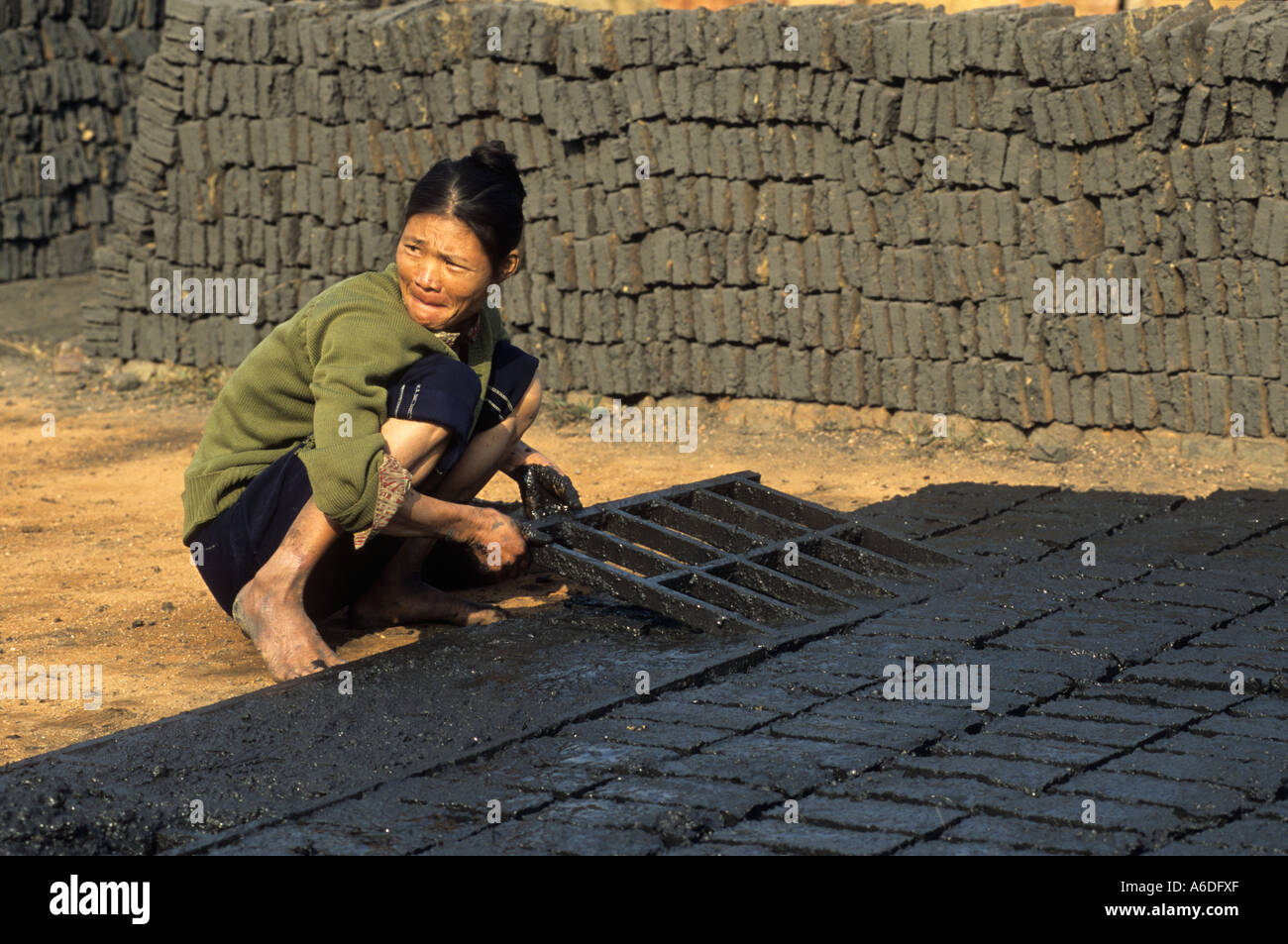Brick making operations, Thai Nguyen province, Vietnam Stock Photo - Alamy