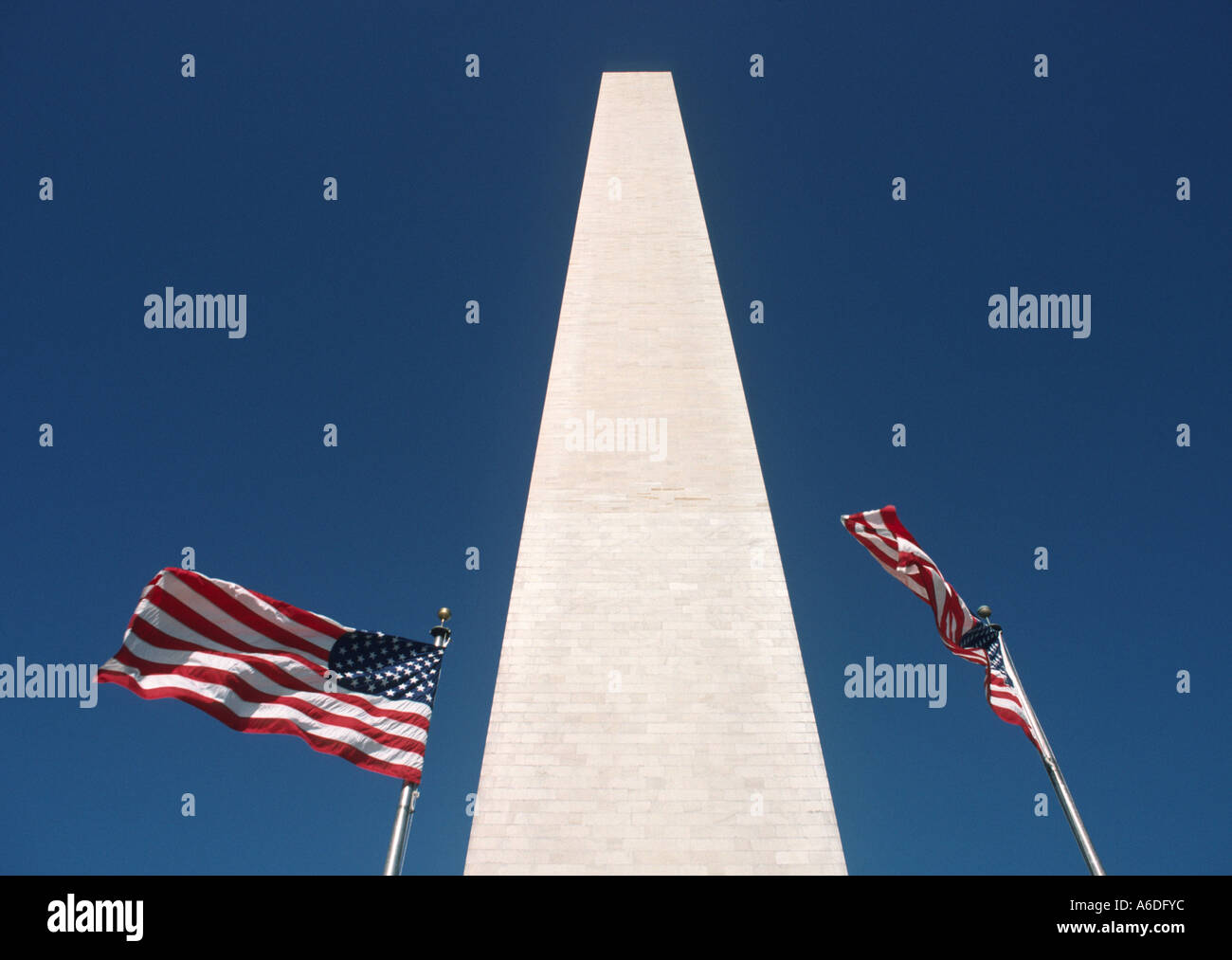Washington monument american flags hi-res stock photography and images ...