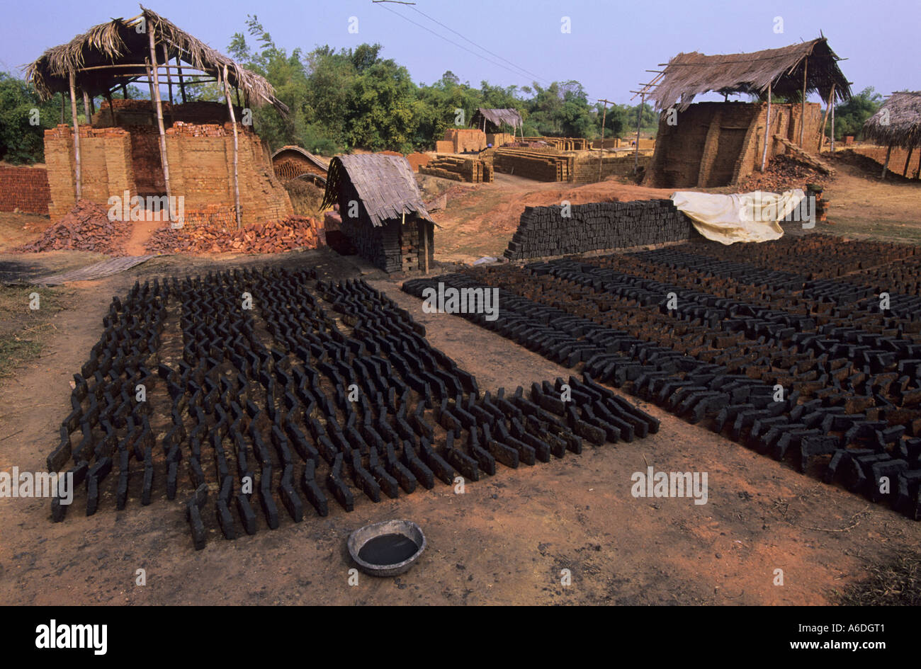 Brickmaking women hi-res stock photography and images - Alamy