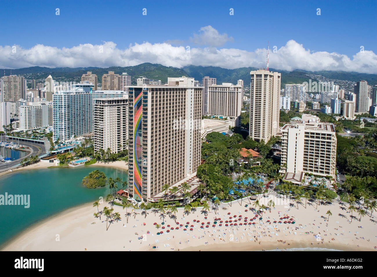 Hilton hawaiian village waikiki beach resort hi-res stock photography and images - Alamy