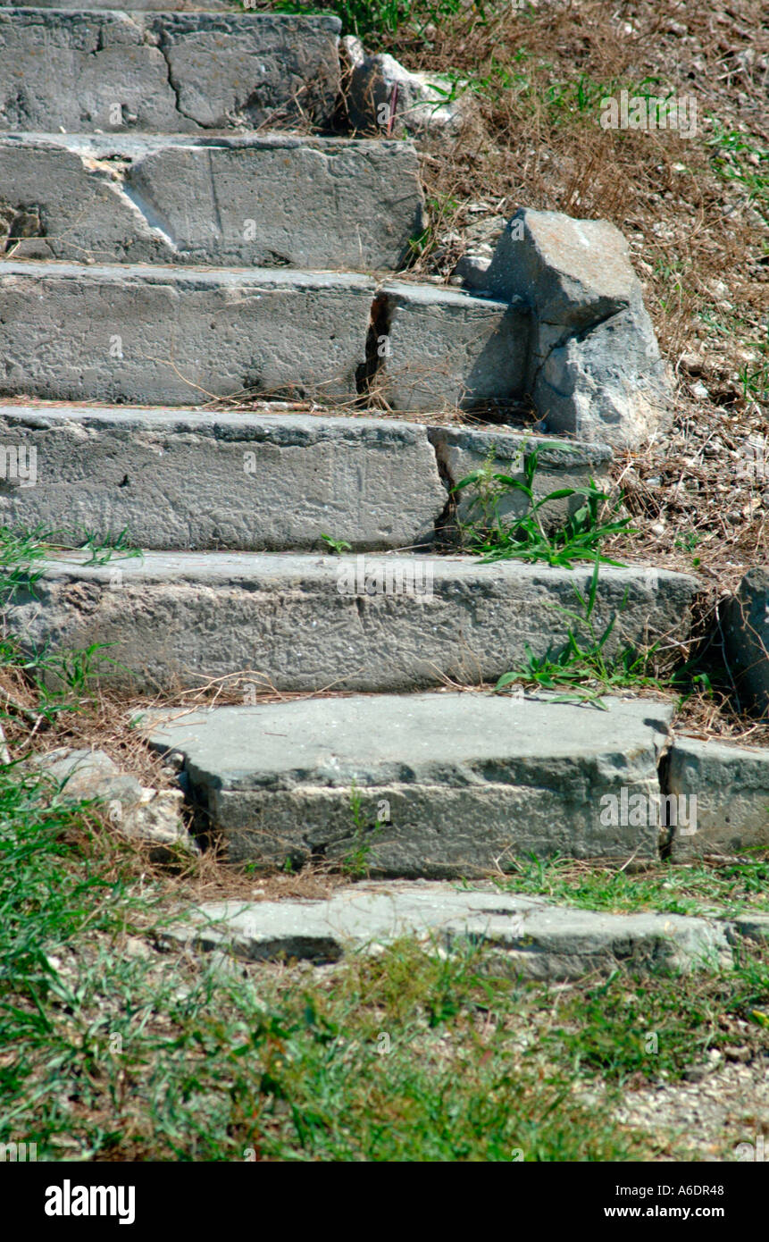 cement concrete stairs broken craked cracks steps Stock Photo - Alamy