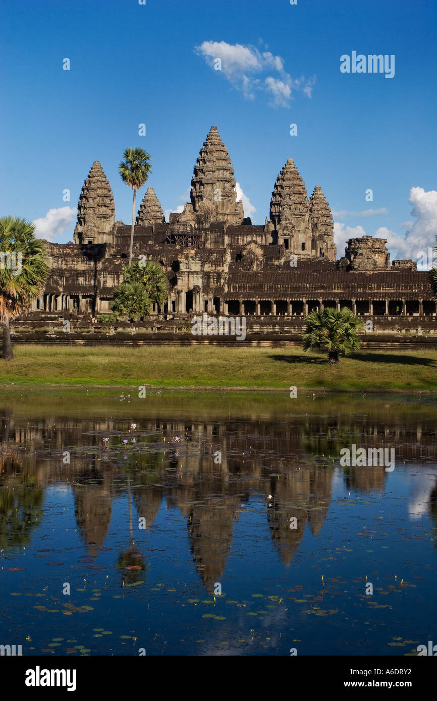 Stone temples representing the five peaks of Mount Meru at Angkor Wat ...