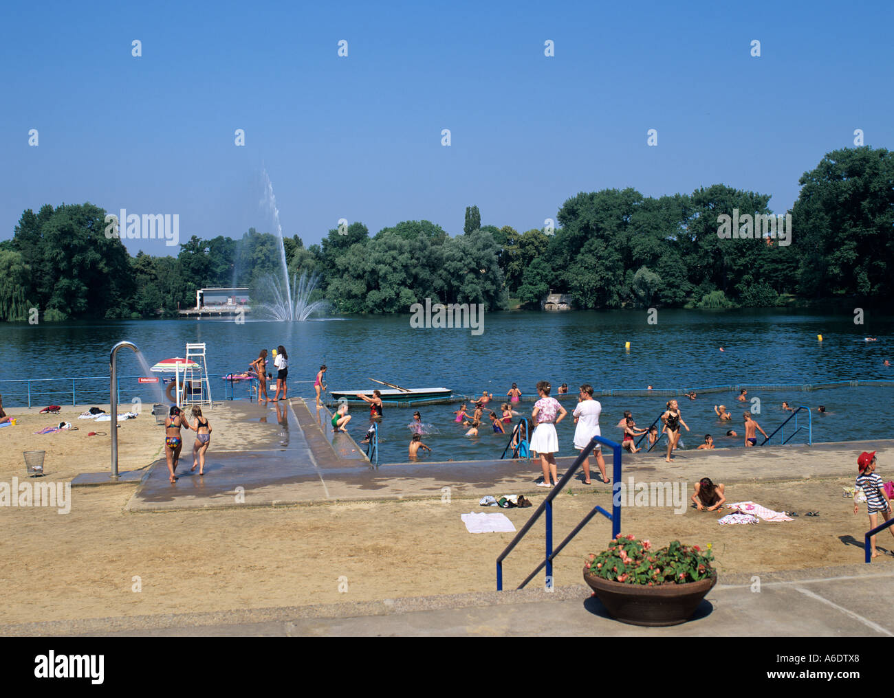 Weisse personen hi-res stock photography and images - Alamy