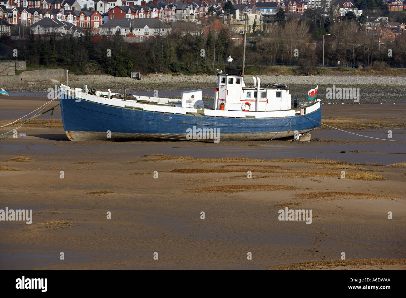 Boat in Barry Harbour, Barry, South Wales, UK Stock Photo - Alamy