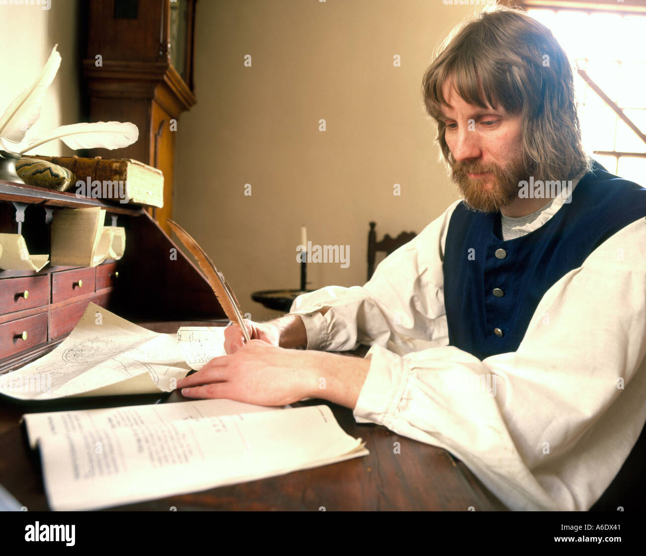 Room desk colonial historical hi-res stock photography and images - Alamy