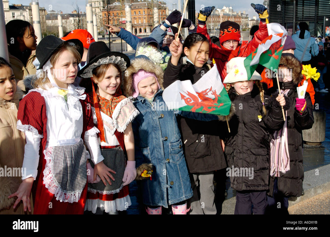 Children school uk assembly hi-res stock photography and images - Alamy