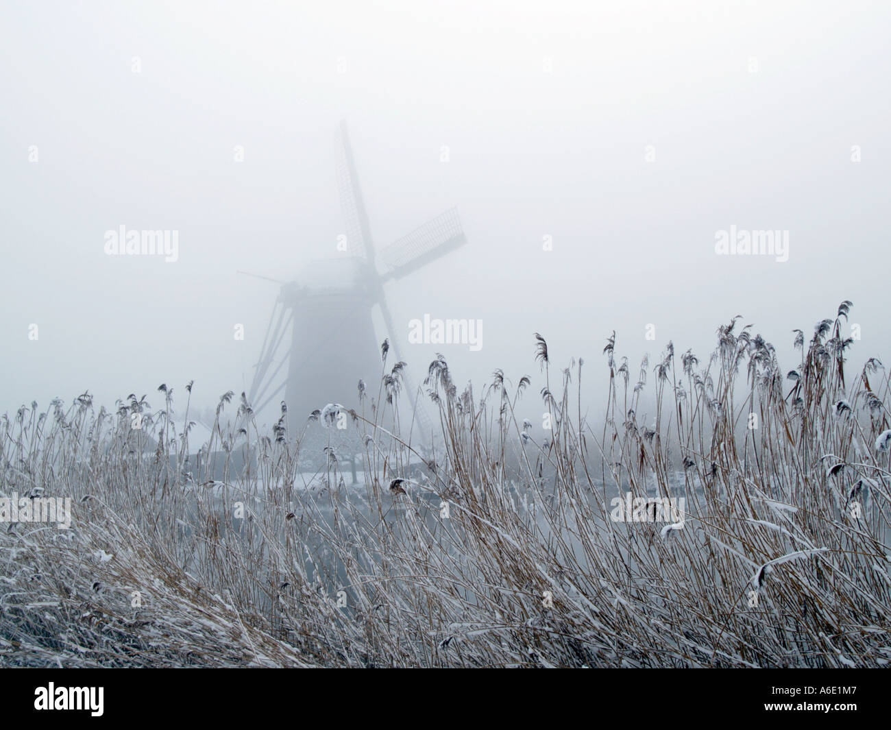 Dutch windmill winter hi-res stock photography and images - Alamy