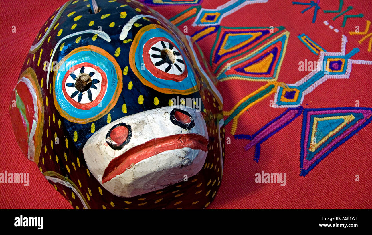 Guatemala mask wooden hi-res stock photography and images - Alamy