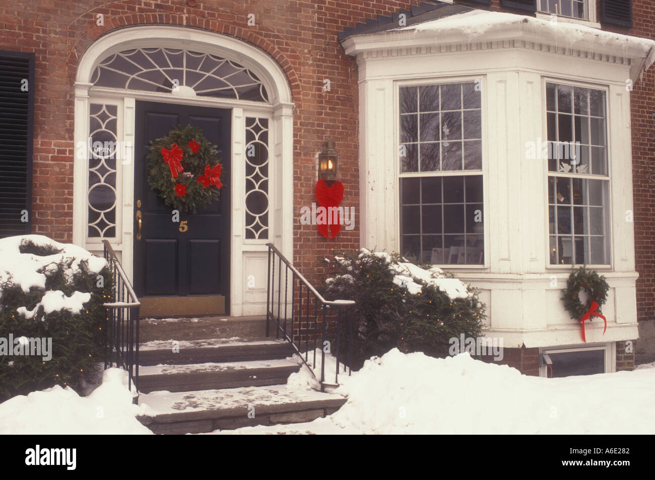 Vermont christmas house hi-res stock photography and images - Alamy