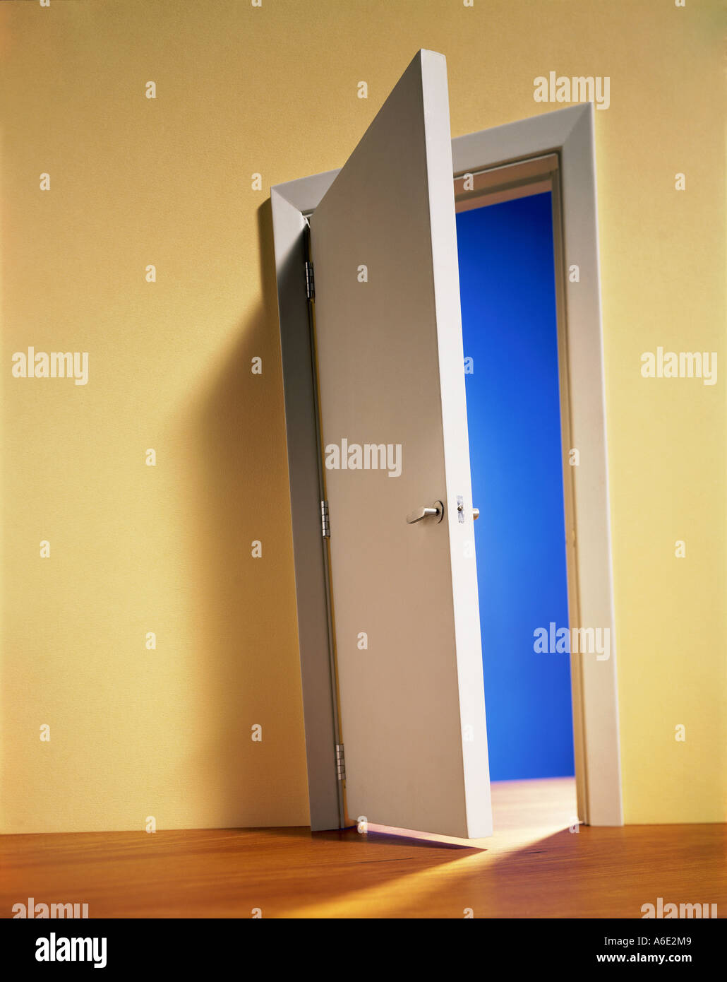 Cut open ones hi-res stock photography and images - Alamy