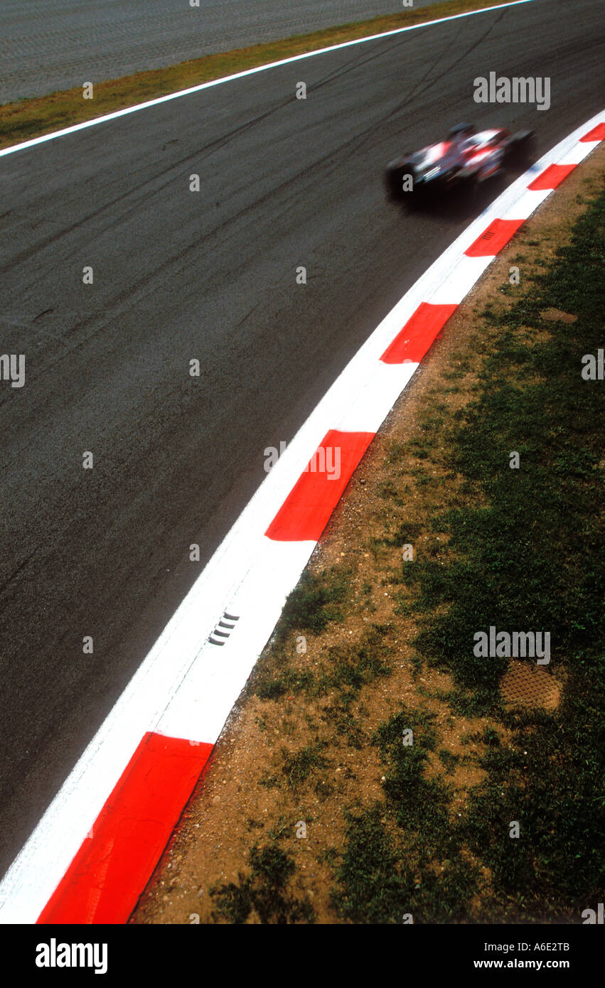 F1 car speeds at Monza Stock Photo - Alamy