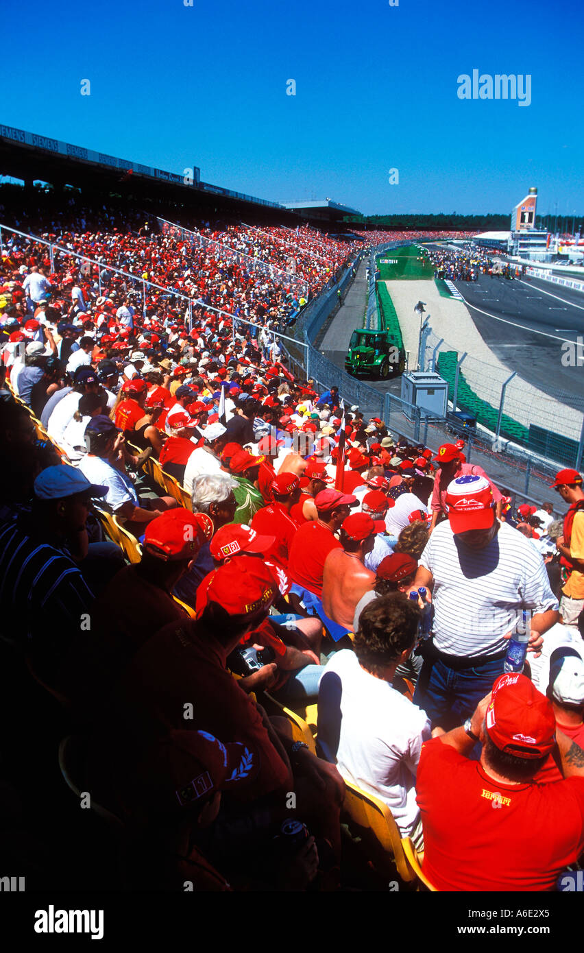 Formula One grandstand full of fans Stock Photo - Alamy