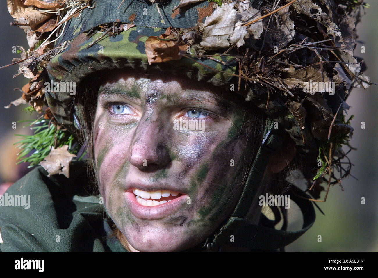 DEU, Germany, Germersheim, the first women at basic training in the ...