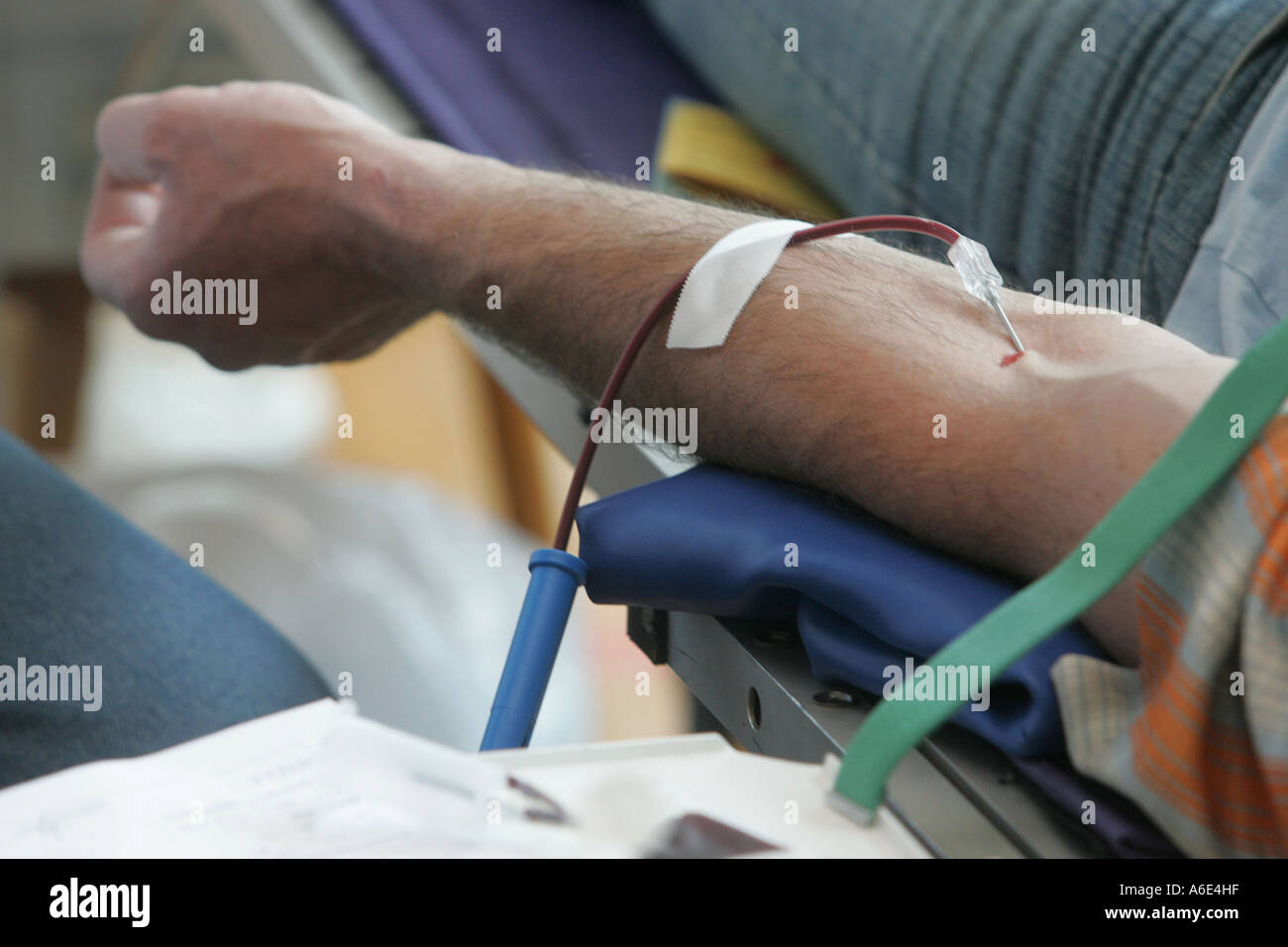 Blood cannula hi-res stock photography and images - Alamy