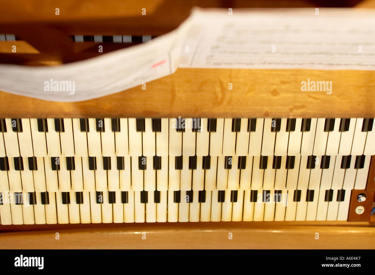 Keyboards hi-res stock photography and images - Alamy