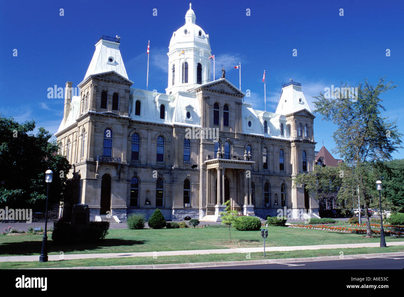 New brunswick legislative building hi-res stock photography and images ...