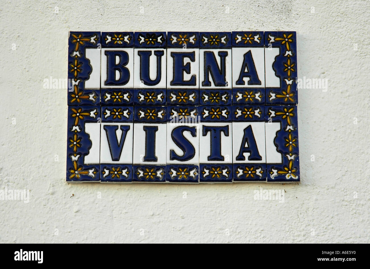 Spanish house tiles hi-res stock photography and images - Alamy