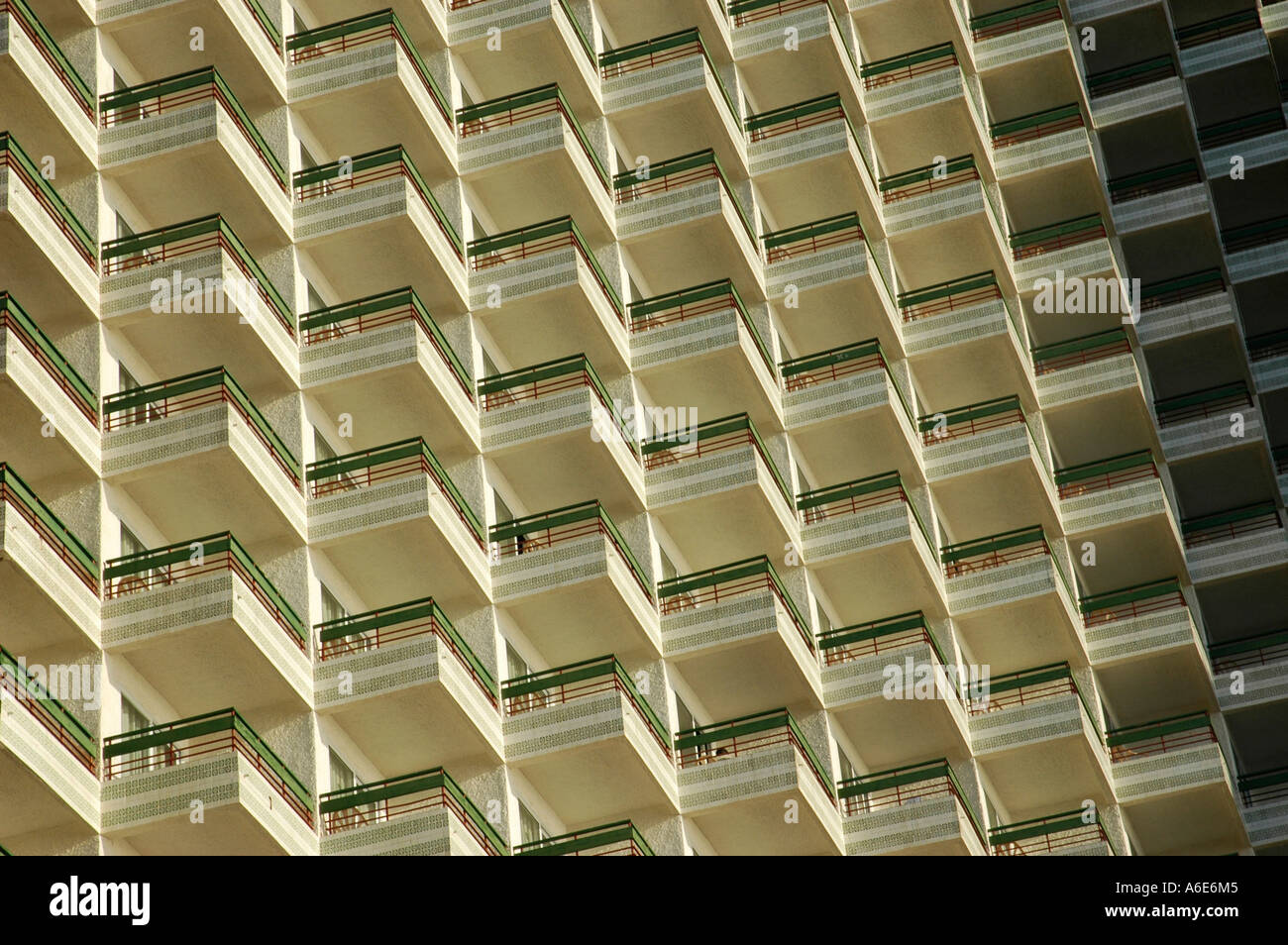 Front homogeneous house hi-res stock photography and images - Alamy