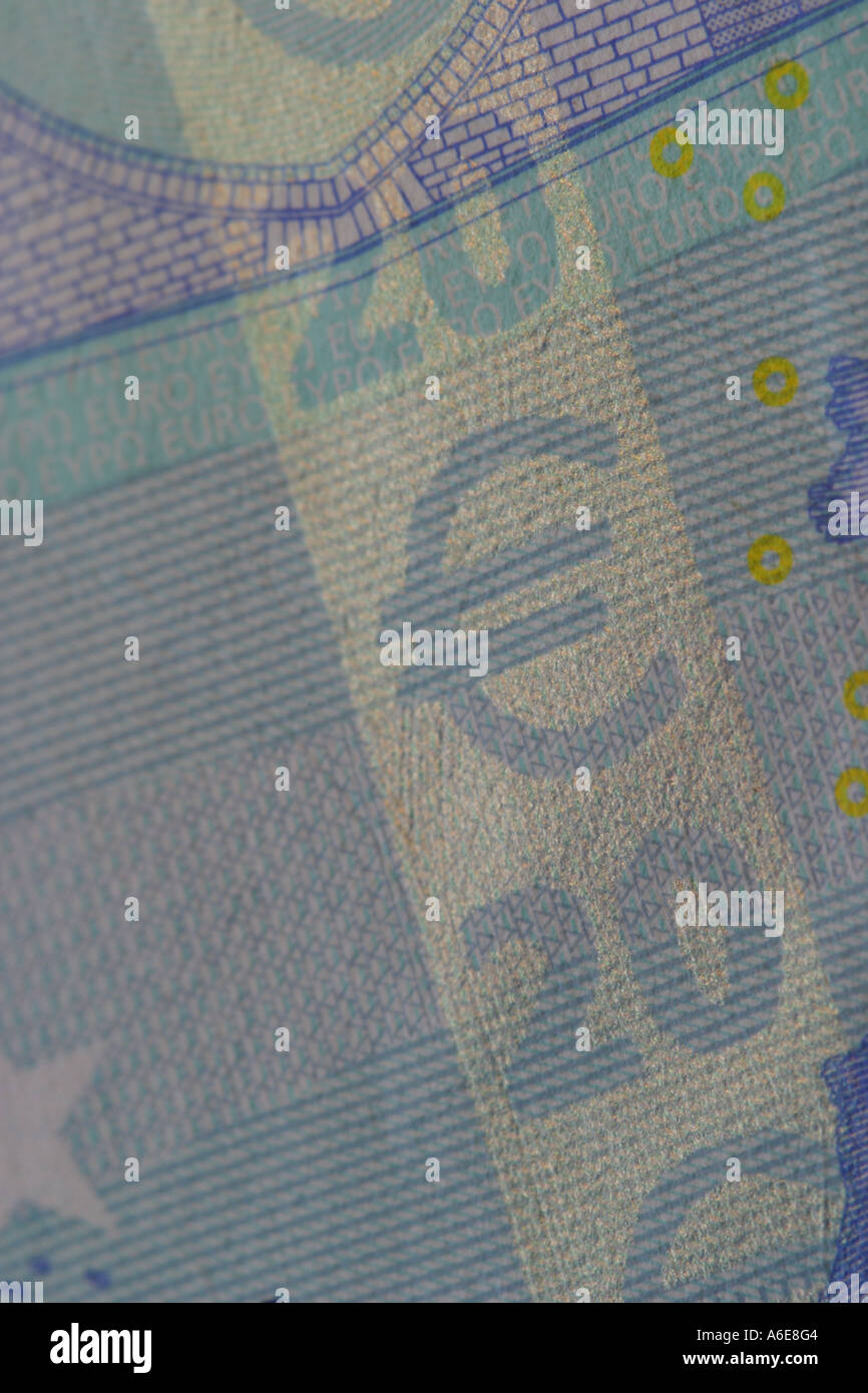Euro bank note Stock Photo - Alamy