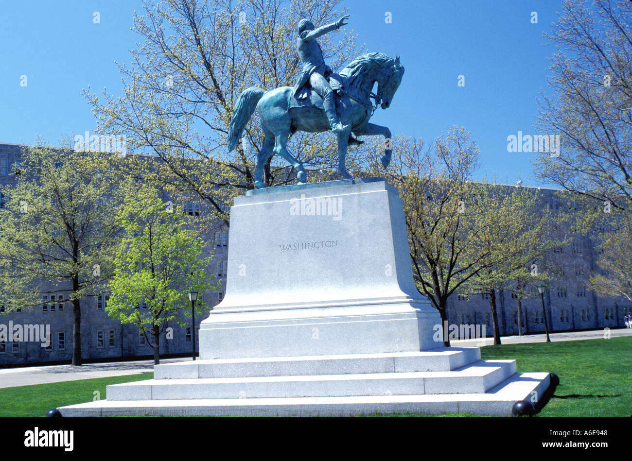 West point military academy campus hi-res stock photography and images ...